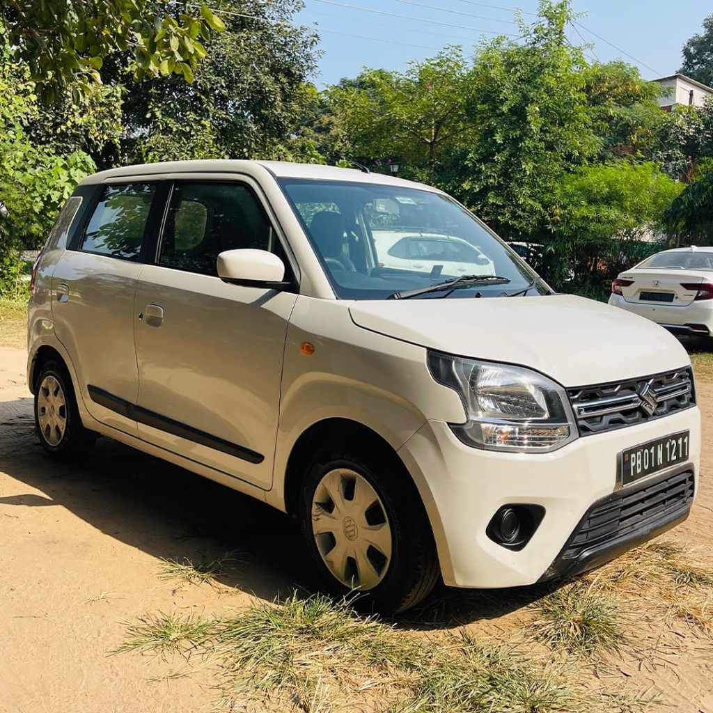 Wagon R for Rent in Chandigarh – Affordable & Ready | ACMECar